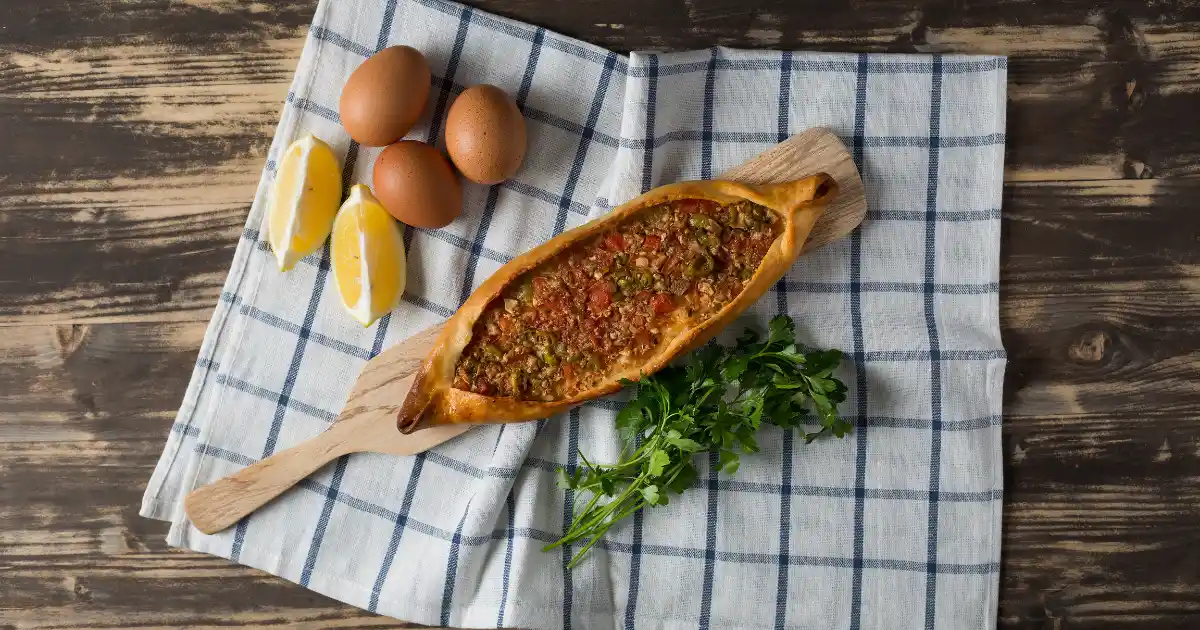 Turkish Pide: Exploring the Soul of Traditional Turkish Cuisine - ChefTurko